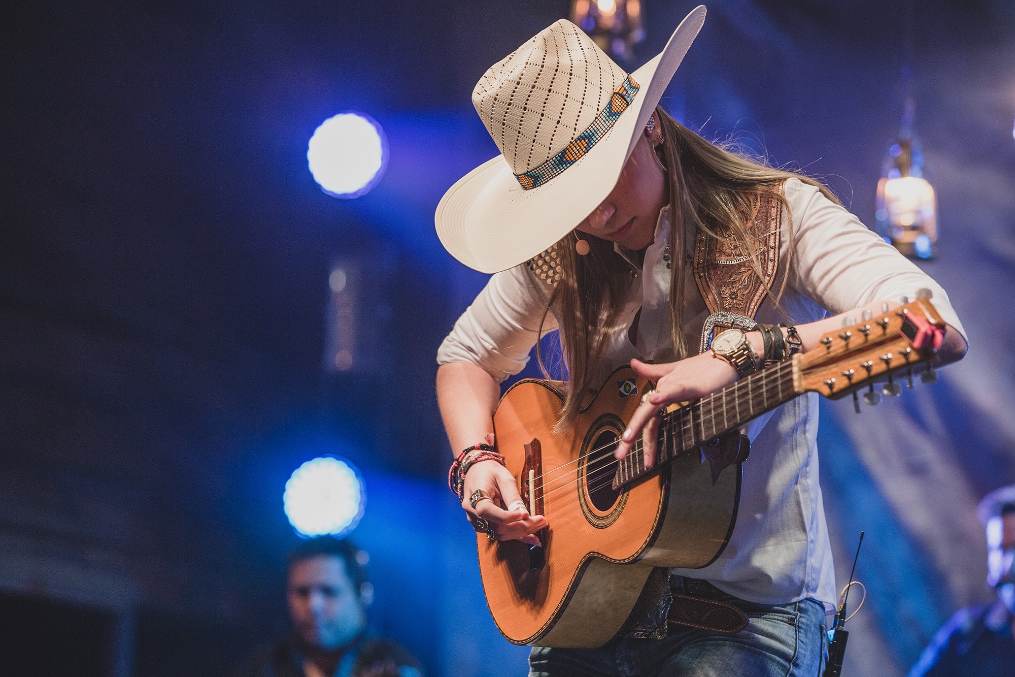 Bruna Viola disponibiliza novo clipe – Portal SUCESSO!