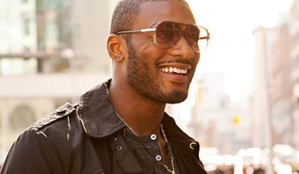 Timothy Bloom promove novo single em terras brasileiras – Portal SUCESSO!