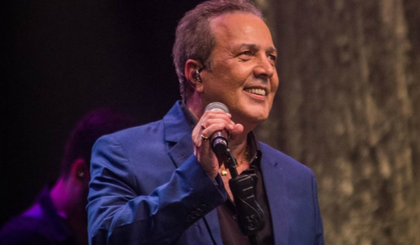 José Augusto leva seu romantismo à TV Band – Portal SUCESSO!