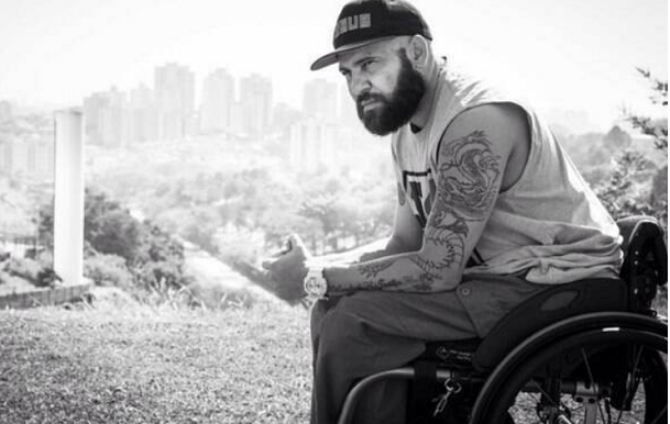 Rapper Billy Saga sobe o álbum “Extraordinário” – Portal SUCESSO!