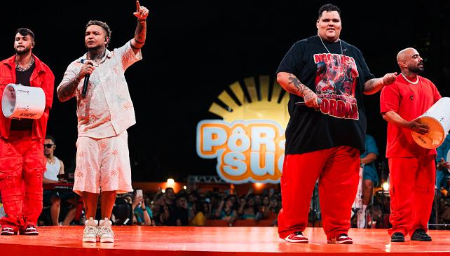 Suel apresenta faixa inédita gravada com o Menos é Mais – Portal SUCESSO!